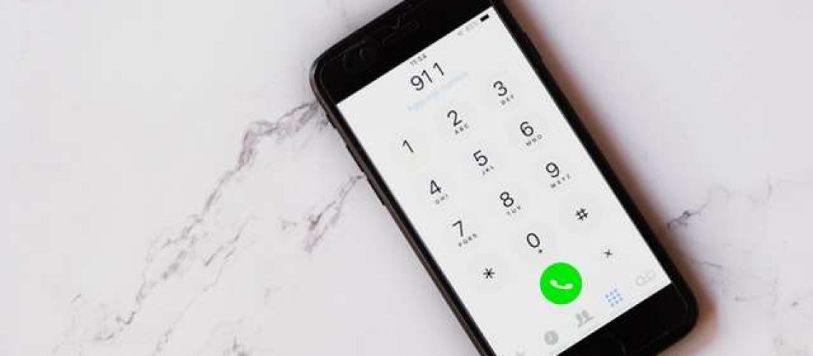 How to Set Up Emergency Contacts on Your iPhone's Lock Screen